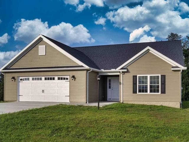 14 Hawk Station Dr, Fairmont, WV 26554