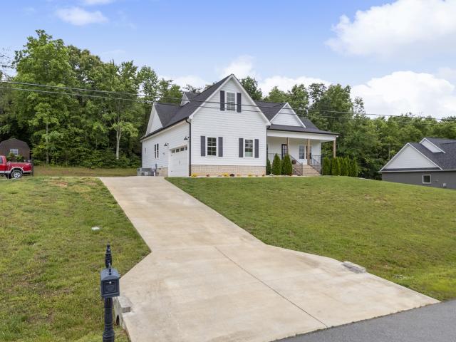 14 Hemlock Cir