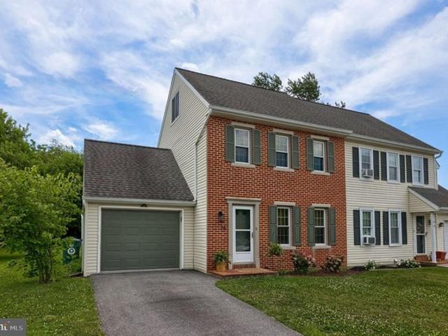 14 Hemlock Ln, Strasburg, PA 17579