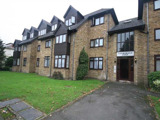14 Hindes Road, Harrow HA1 2 bed flat to rent £1,750 pcm £404 pw