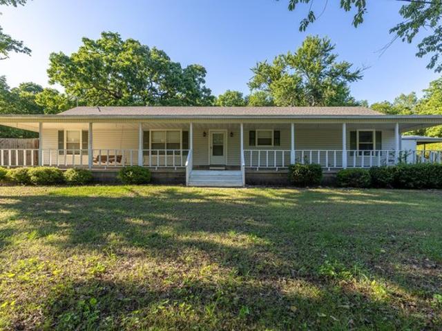 14 Hilltop Ln, Vilonia, AR 72173