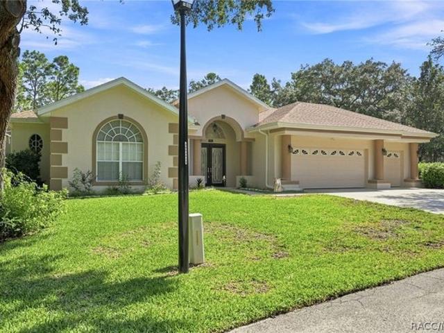 14 Honeysuckle Ct N, Homosassa, FL 34446