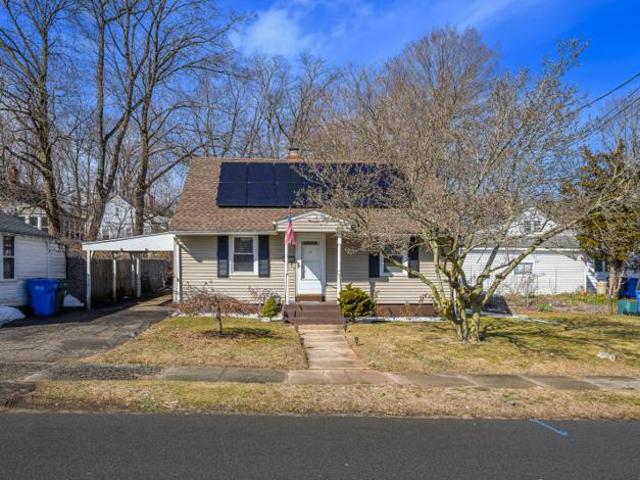 14 Hope Ave, Hamden, CT 06514