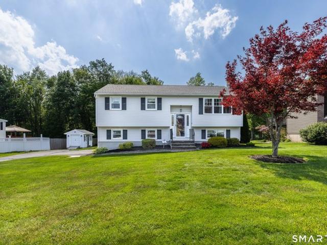 14 Hotchkiss Dr, Bristol, CT 06010