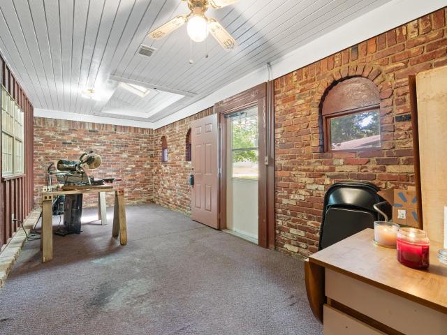 14 Hunters Cove