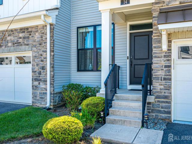 14 Hyacinth Lane