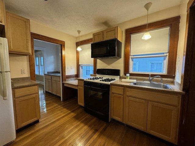 14 Irvington Rd, Somerville, MA 02144