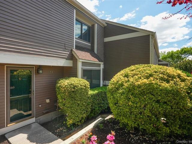 14 James Ct, Port Chester, NY 10573