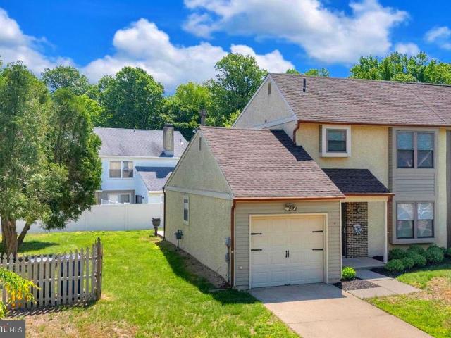 14 Jacamar Drive