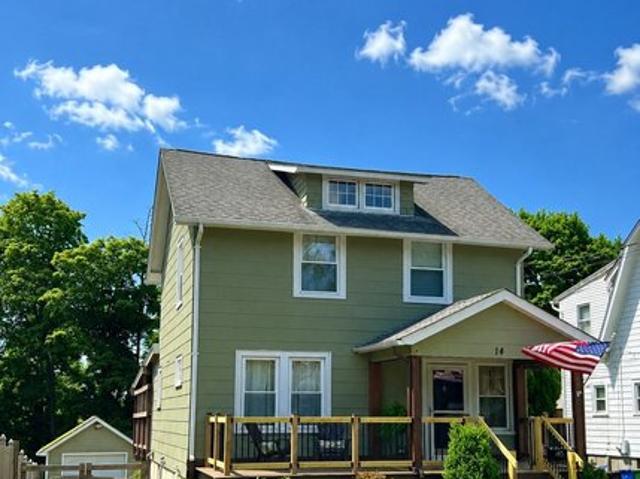 14 Jackson Ave, Middletown, NY 10940