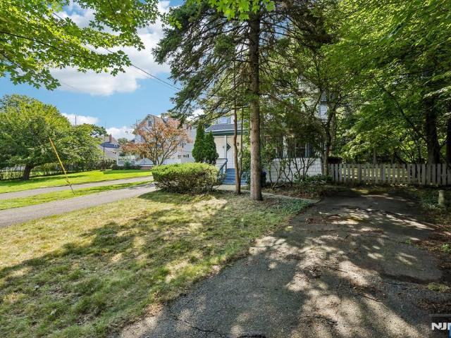 14 Jacobus Avenue