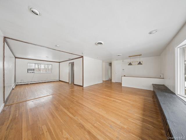 14 Jeffrey Lane