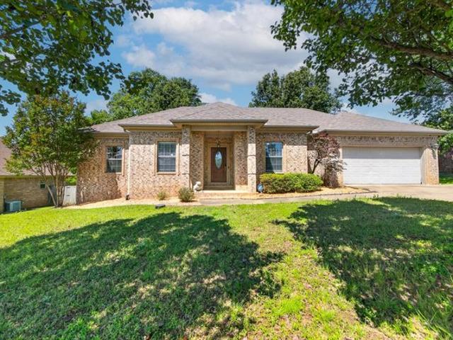 14 Jonathon Cv, Cabot, AR 72023