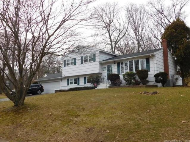 14 Julius Dr, East Haven, CT 06513