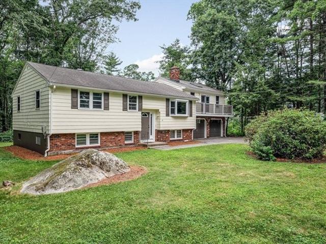 14 Kirk Rd, Billerica, MA 01821