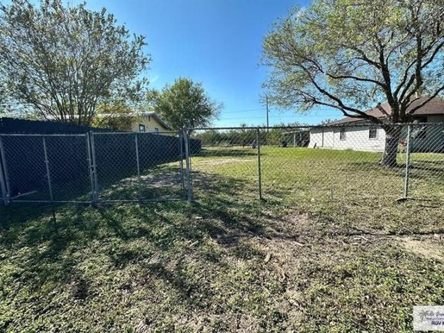 14 Lamb Ave, Harlingen, TX 78550