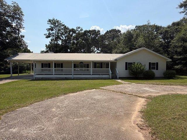 14 Labrador Ln, Carriere, MS 39426