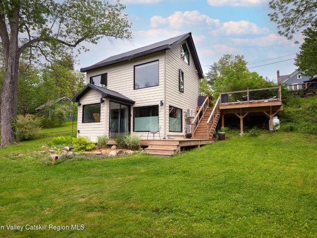 14 Lake Hill Road