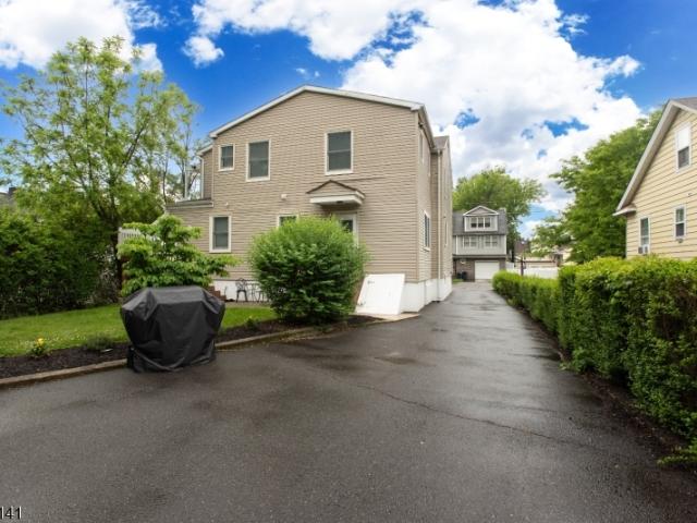 14 Locust St