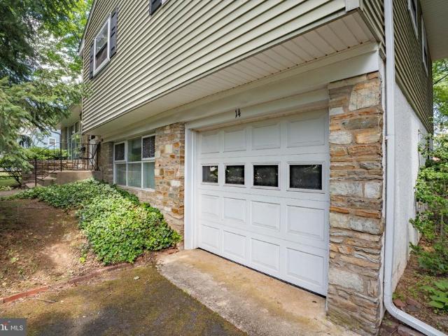14 Lower Hilltop Road