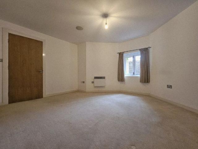 14 Lulworth Road, Southport