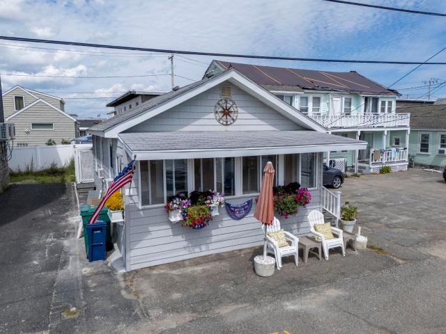 14 Manchester Street # 1