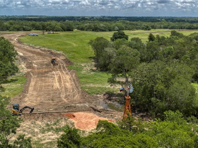 14 Majestic Oak View