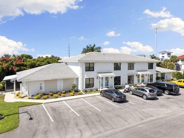 14 Marco Villas Dr Unit P3, Marco Island, FL 34145
