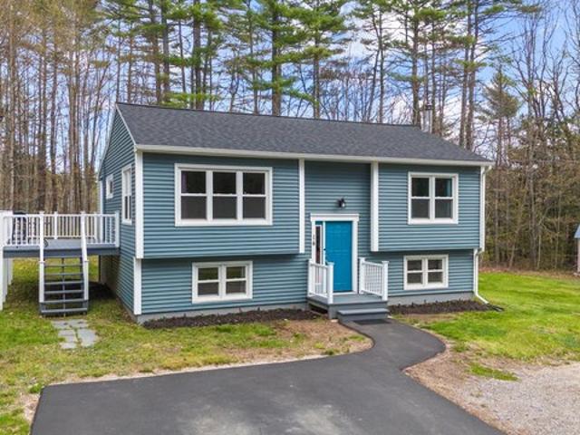 14 Margaret St, Naples, ME 04055