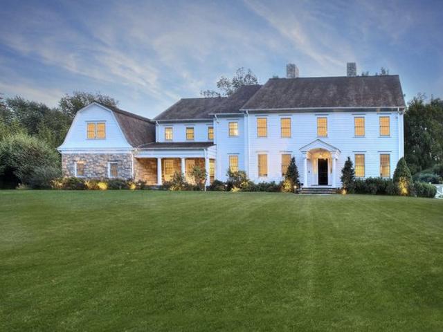14 Mayflower Pkwy, Westport, CT 06880