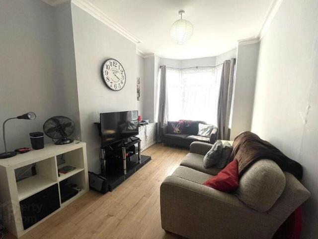 14 Meadowbank Street, Belfast, BT9 7FG