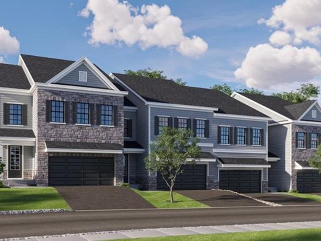 14 Melbourne Dr, Oakland, NJ 07436