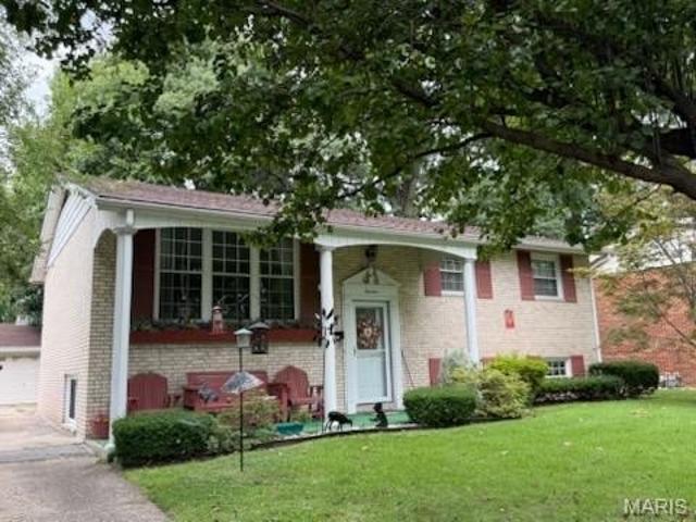 14 Mercer Dr, Granite City, IL 62040