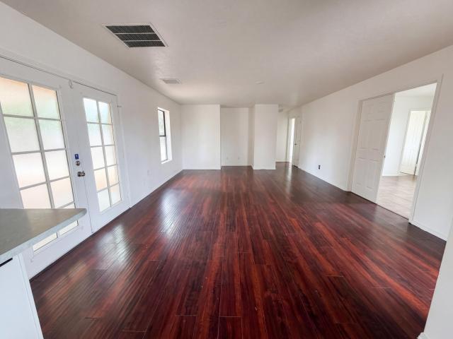 14 Milton Loop