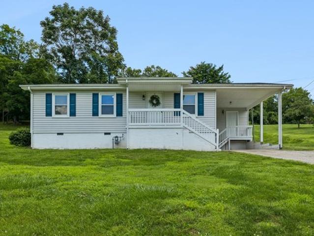 14 Morris Ln, Pleasant Shade, TN 37145
