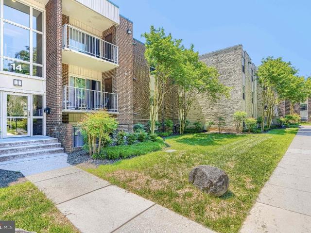 14 Mountbatten Court