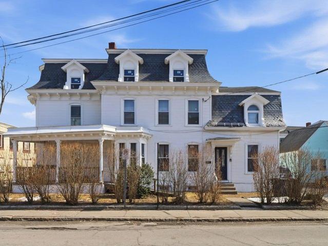 14 Mulberry St, Nashua, NH 03060