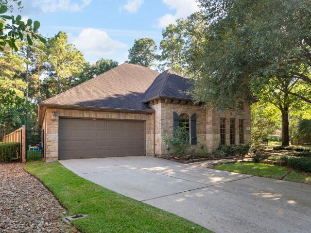 14 Mystic Pines Ct, The Woodlands, TX 77382 | MLS #40305 | Compass