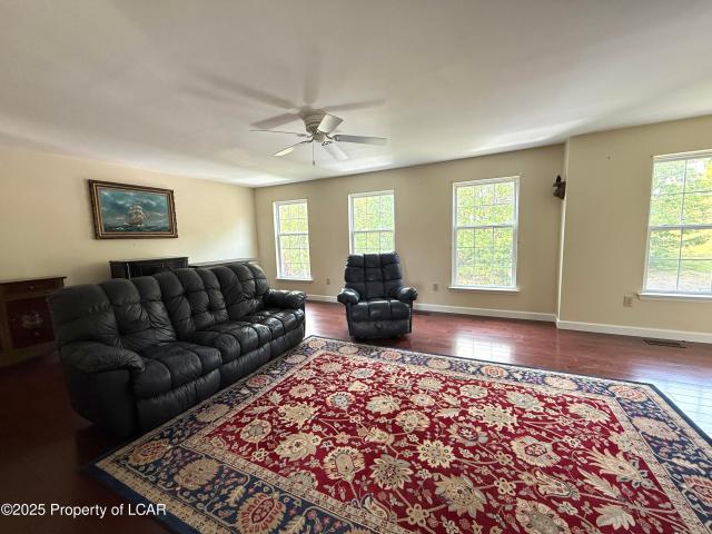 14 N Chestnut Drive