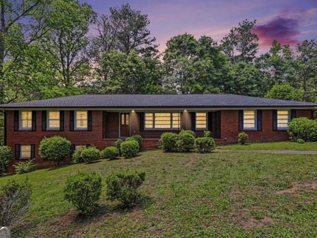 14 N Poplar St, Fairburn, GA 30213