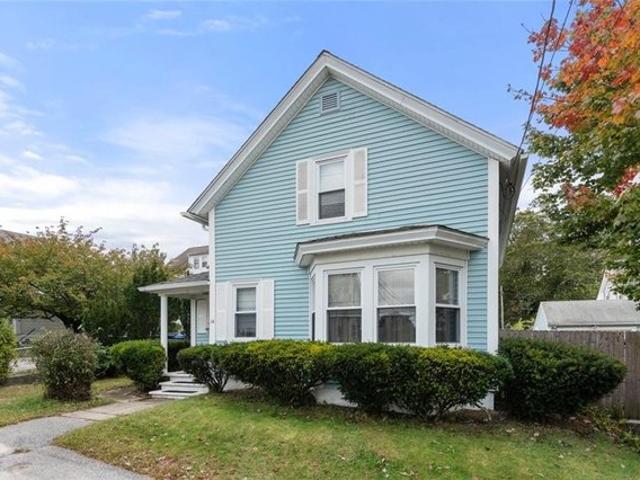 14 North St, East Providence, RI 02915