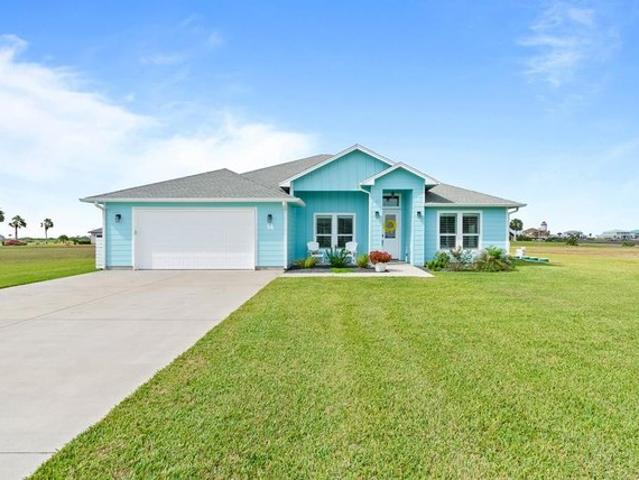 14 Northpointe Dr, Rockport, TX 78382