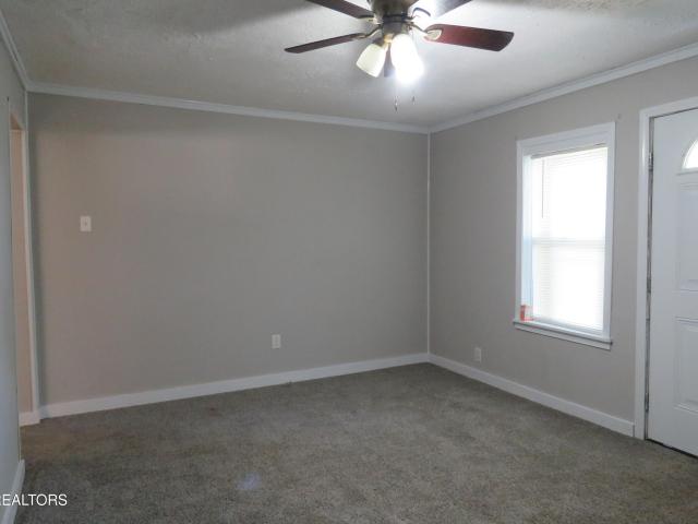 14 Oak St