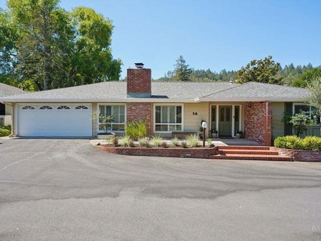 14 Oakgreen, Santa Rosa, CA 95409