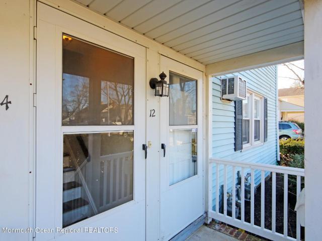 14 Oldfield Pl, Red Bank, NJ 07701 | MLS #22609 | Compass