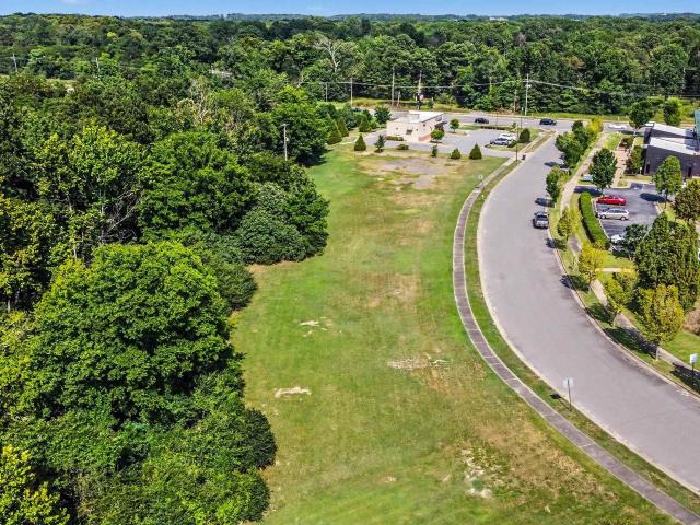 14 Otter Creek Ct