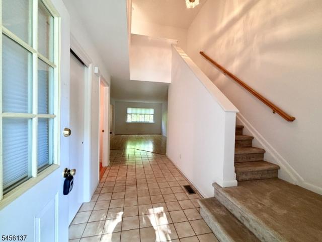14 Pale Star Ct