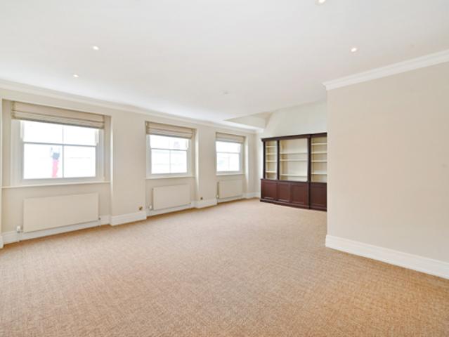 14 Pembridge Crescent, London W11 2 bed flat to rent £8,342 pcm £1,925 pw