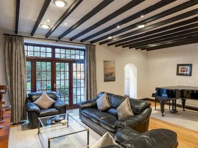 14 Petersham Mews, London, SW7 5NR, United Kingdom | 3 bed apartment for rent #123964357 | Rentberry
