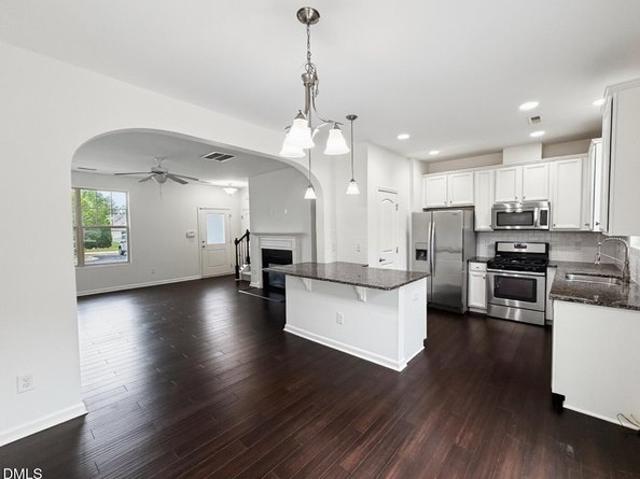 14 Pilatus Dr, Durham, NC 27705